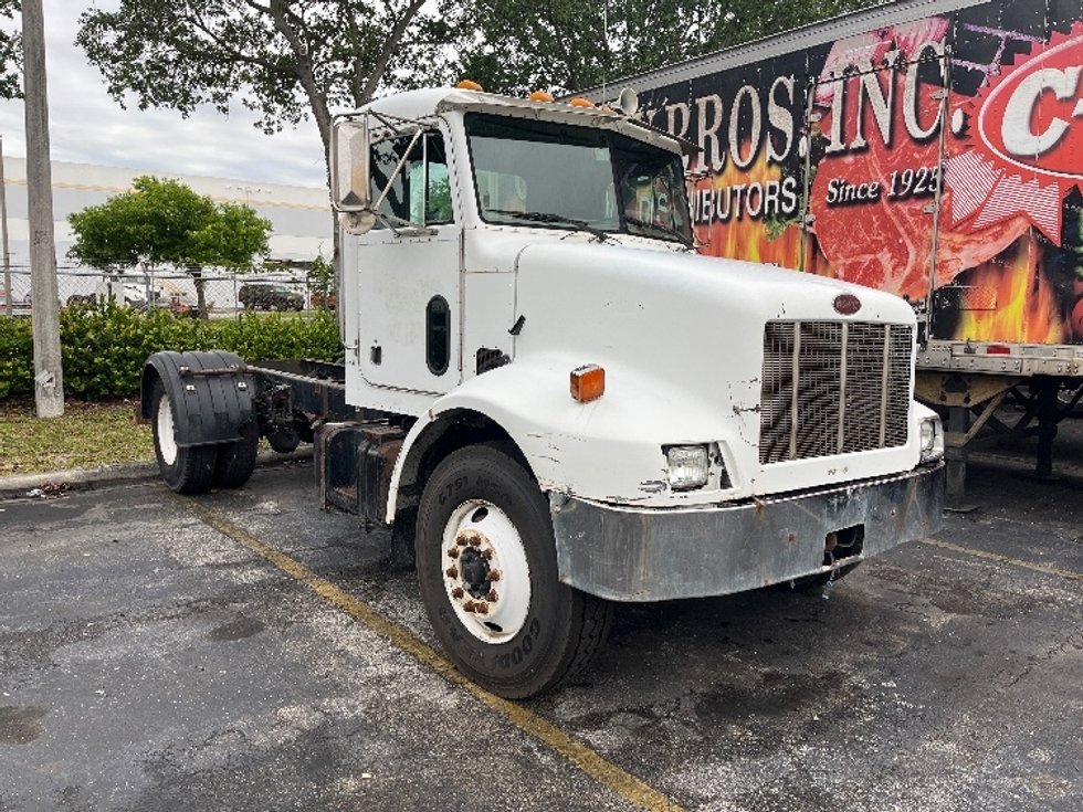 Used Cab and Chassis Trucks for Sale - Penske Used Trucks