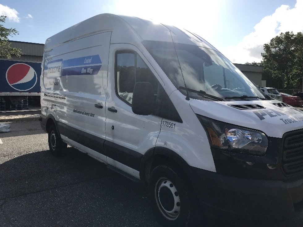 Used Cargo Vans for Sale - Penske Used Trucks