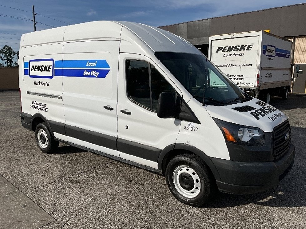 Used Cargo Vans for Sale in FL - Penske Used Trucks