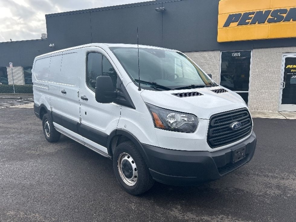 2019 Ford Transit 250 Cargo Van (Panel Van)