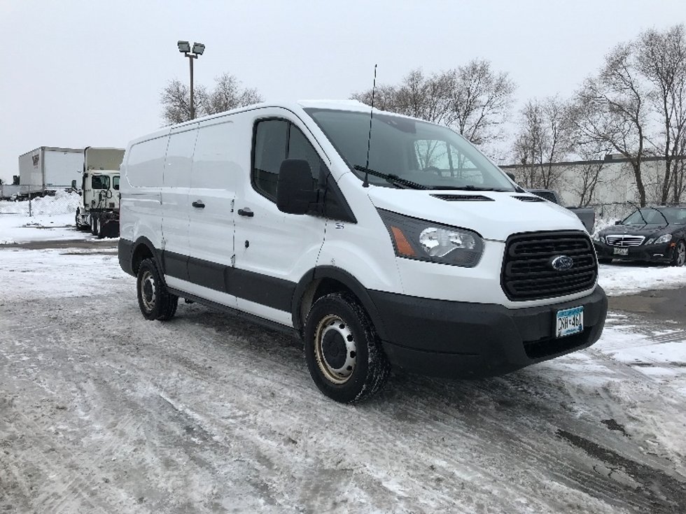 Used Cargo Vans for Sale - Penske Used Trucks