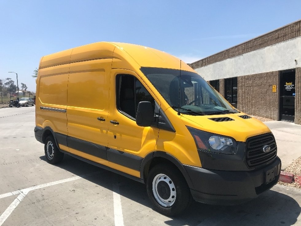 Used Cargo Vans for Sale in CA - Penske Used Trucks