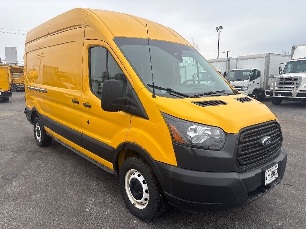 2019 Ford Transit 250 Cargo Van (Panel Van)