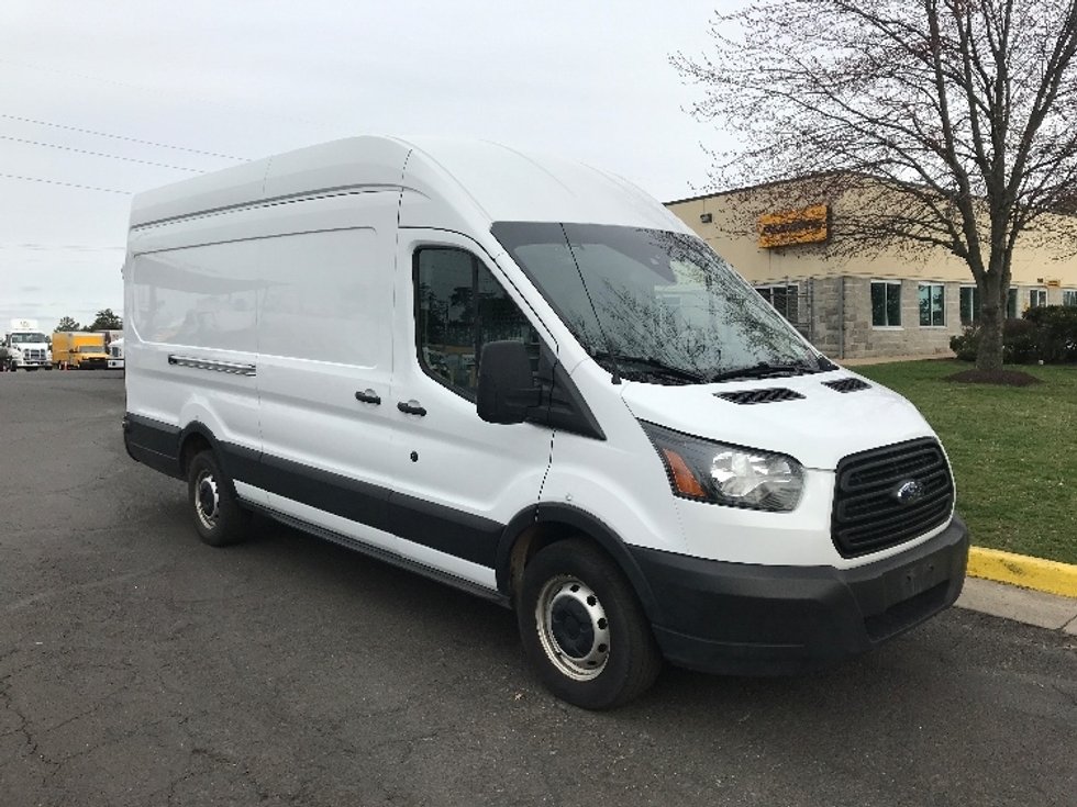 Used Transit 350 Cargo Vans for Sale - Penske Used Trucks