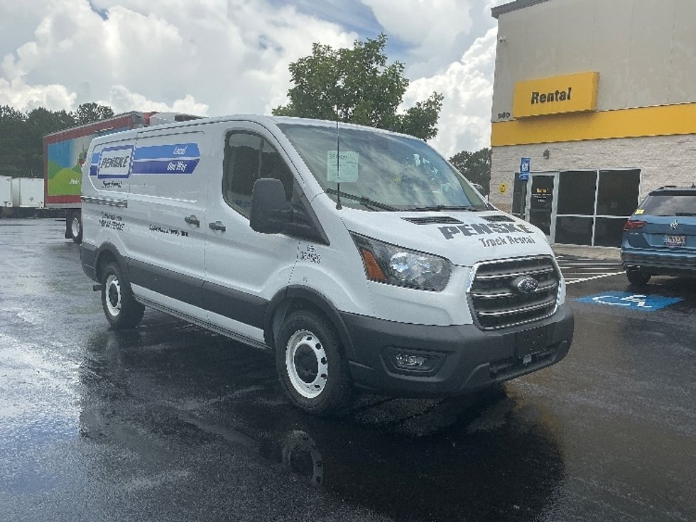 Used Cargo Vans for Sale - Penske Used Trucks