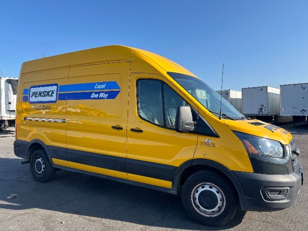 Used Cargo Vans for Sale - Penske Used Trucks