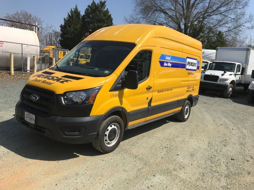 Used Cargo Vans for Sale - Penske Used Trucks