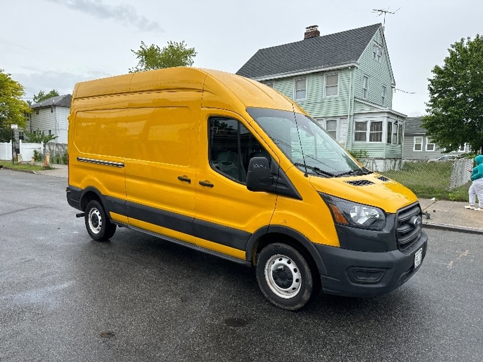 Used Cargo Vans for Sale in NY - Penske Used Trucks