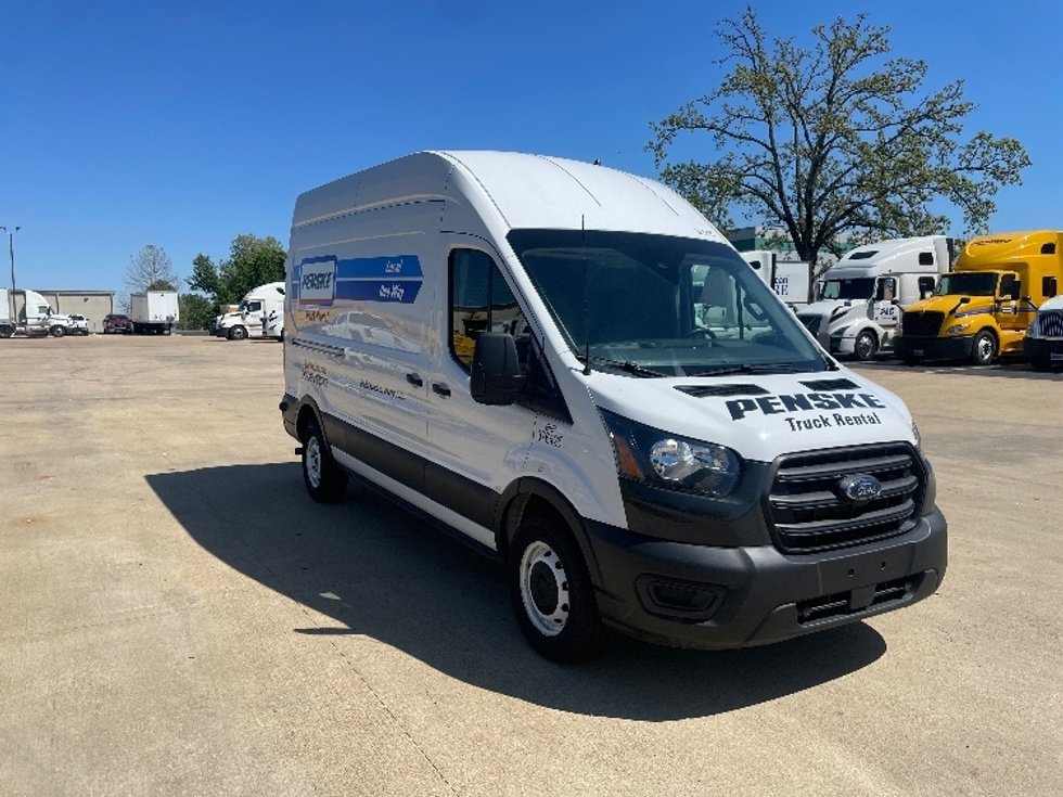 Used Cargo Vans for Sale in MS - Penske Used Trucks