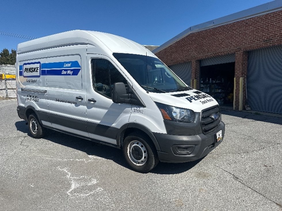 Used Cargo Vans for Sale - Penske Used Trucks