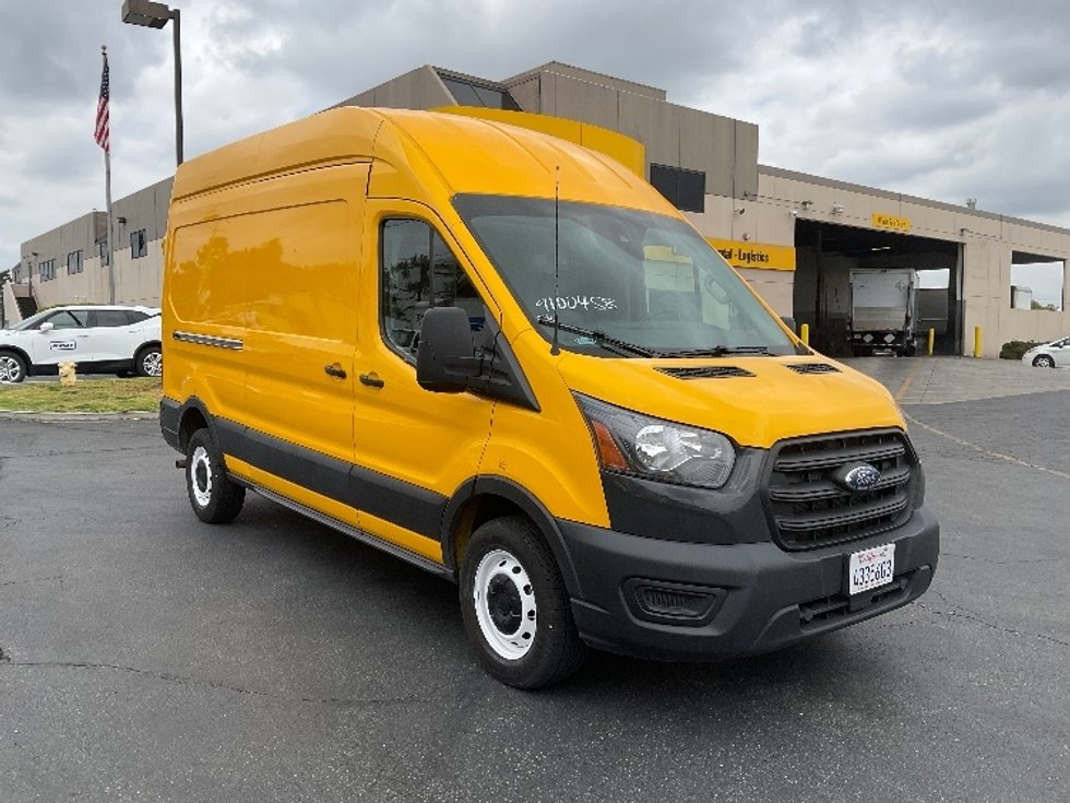 Used Cargo Vans for Sale in CA - Penske Used Trucks