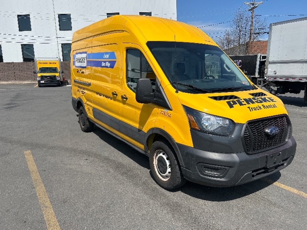 Used Cargo Vans for Sale - Penske Used Trucks