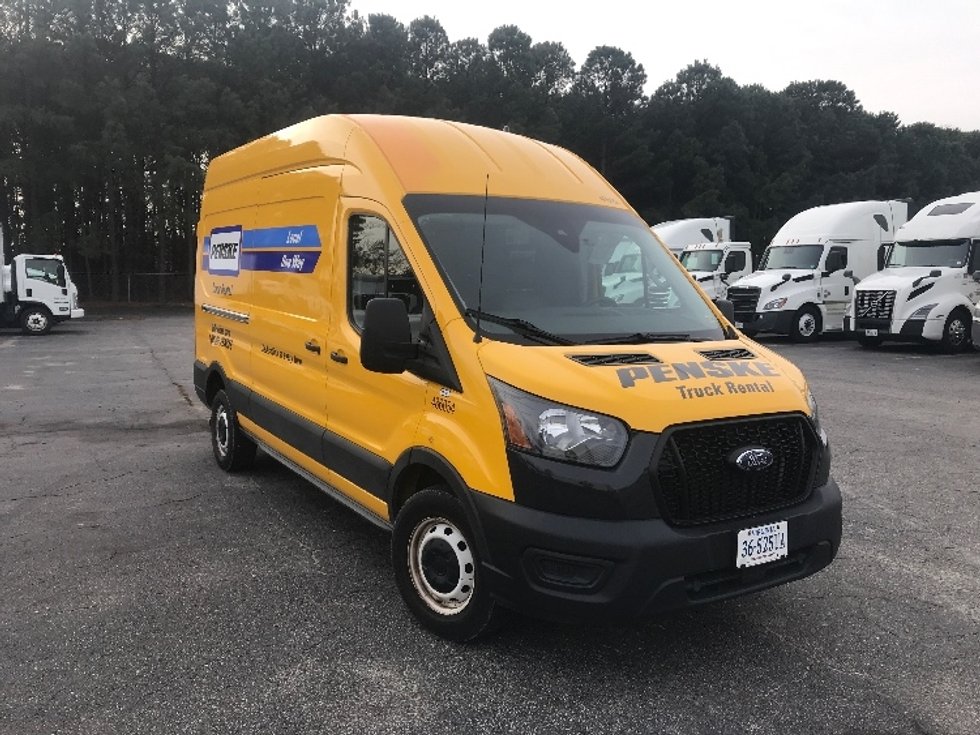 Used Cargo Vans for Sale - Penske Used Trucks