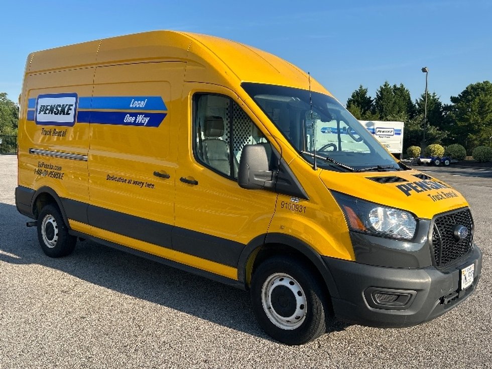 Used Cargo Vans for Sale - Penske Used Trucks