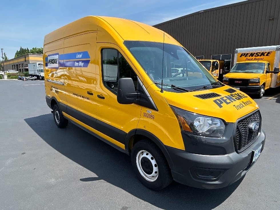Used Cargo Vans for Sale - Penske Used Trucks
