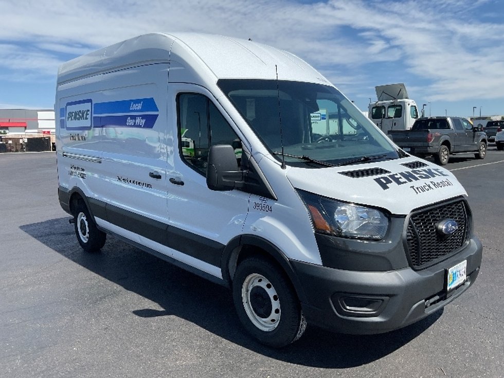 Used Cargo Vans for Sale - Penske Used Trucks
