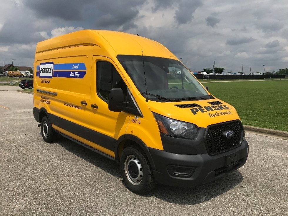 Used Cargo Vans for Sale - Penske Used Trucks