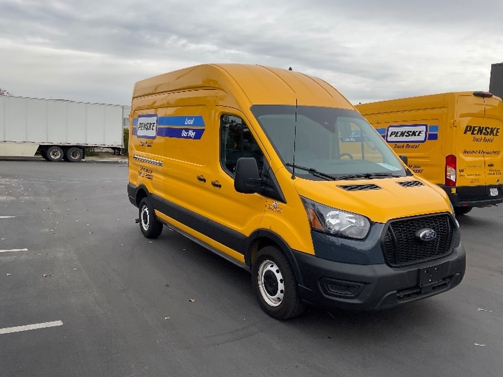 Used Cargo Vans for Sale - Penske Used Trucks