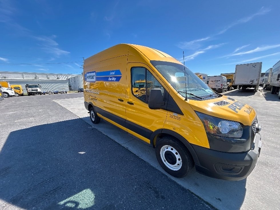 Used Cargo Vans for Sale - Penske Used Trucks