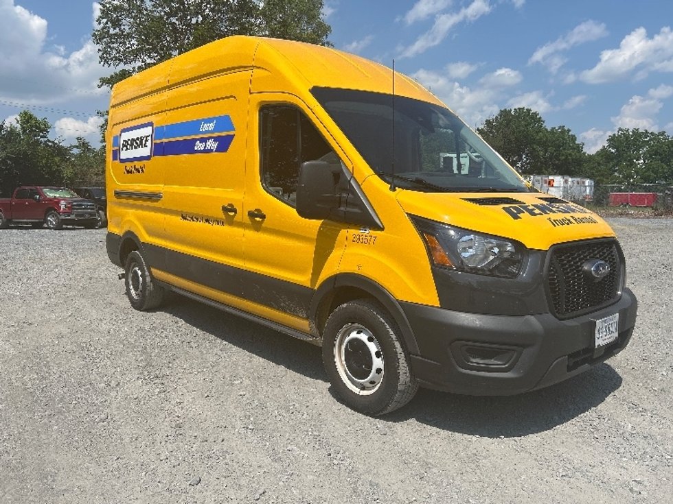 Used Cargo Vans for Sale - Penske Used Trucks