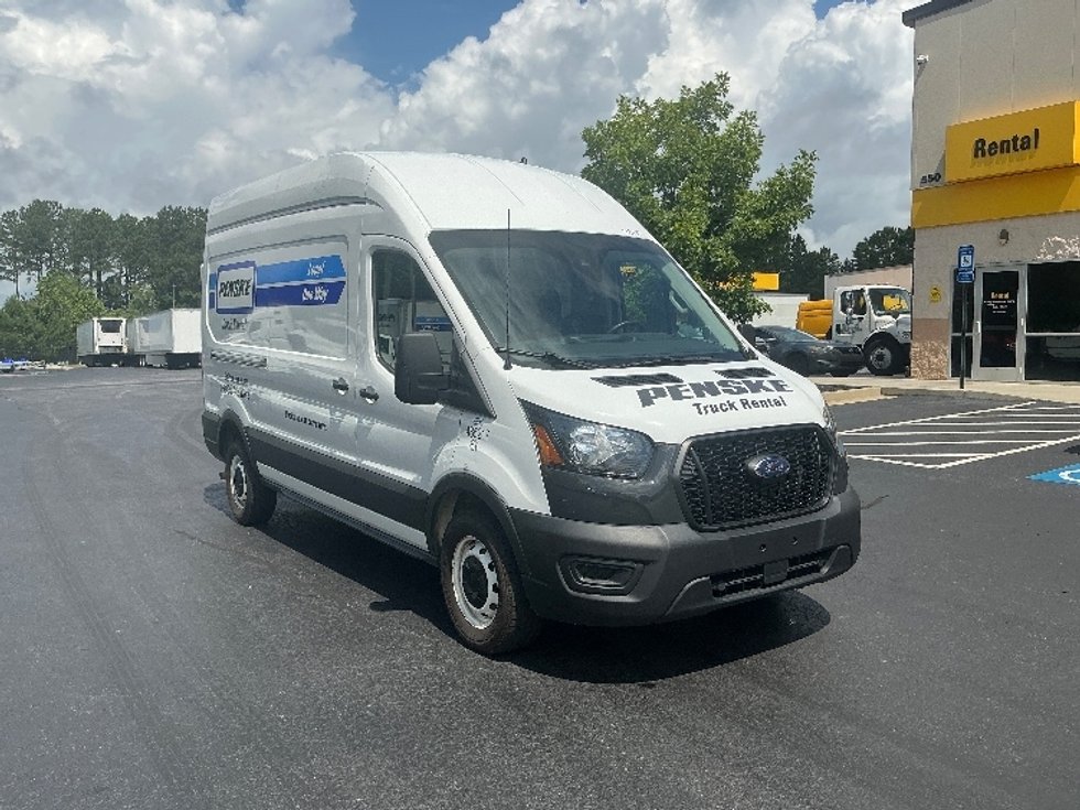 Used Cargo Vans for Sale - Penske Used Trucks
