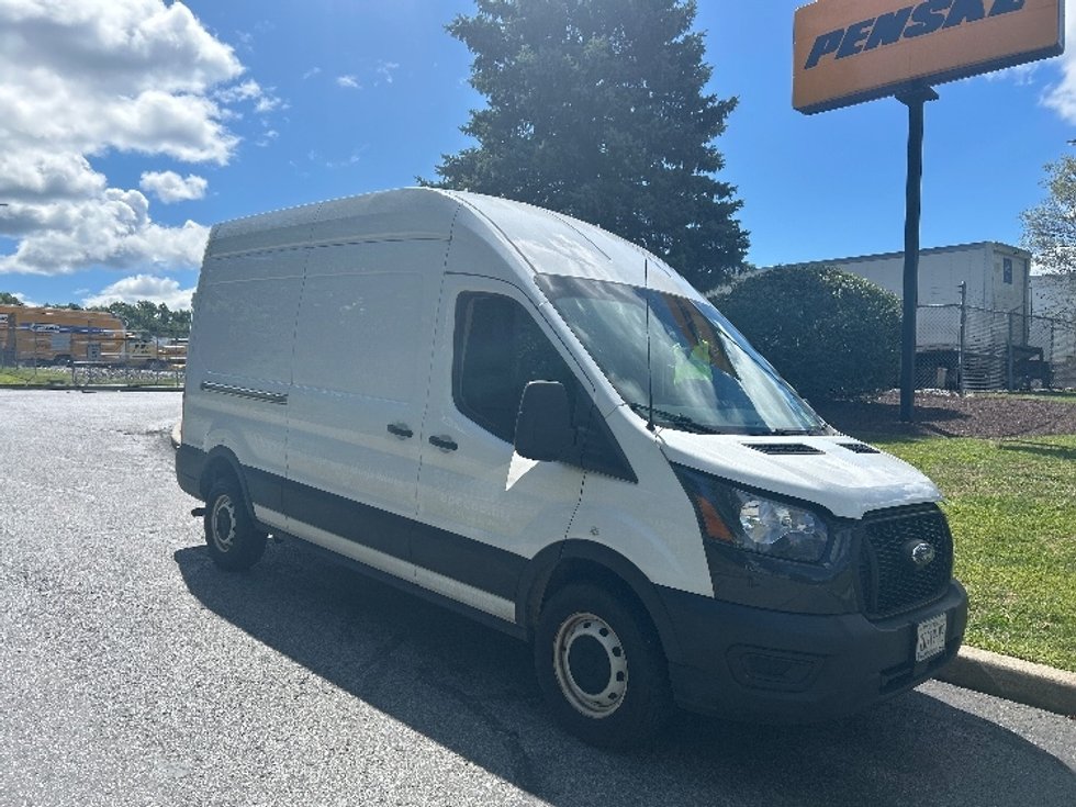 Used Cargo Vans for Sale - Penske Used Trucks