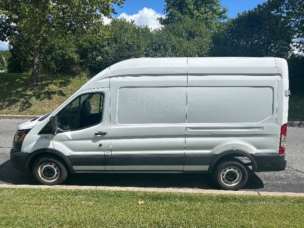 2021 Ford Transit 250 Cargo Van (Panel Van)