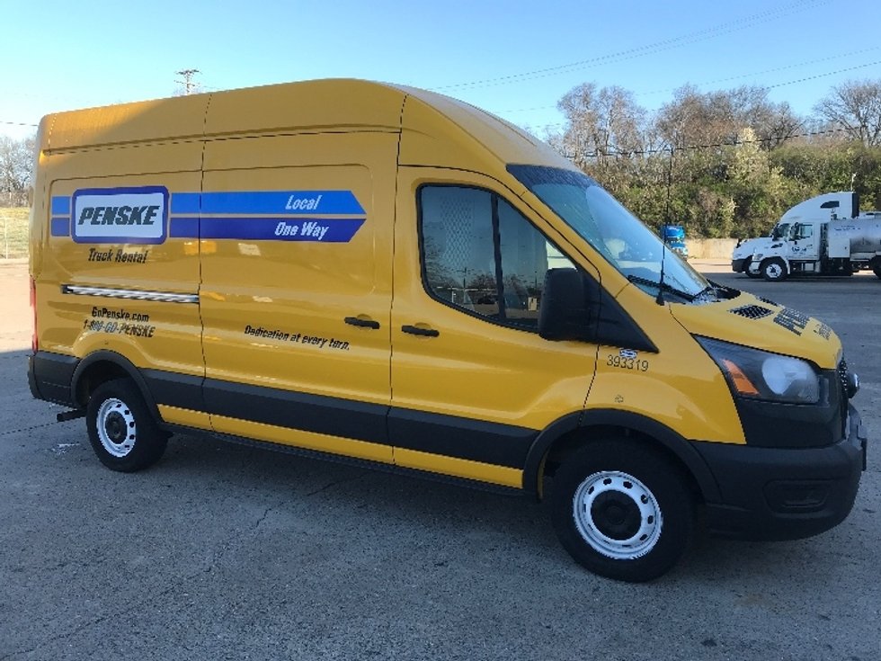 Used Cargo Vans for Sale - Penske Used Trucks