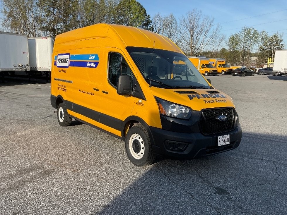 Used Cargo Vans for Sale - Penske Used Trucks