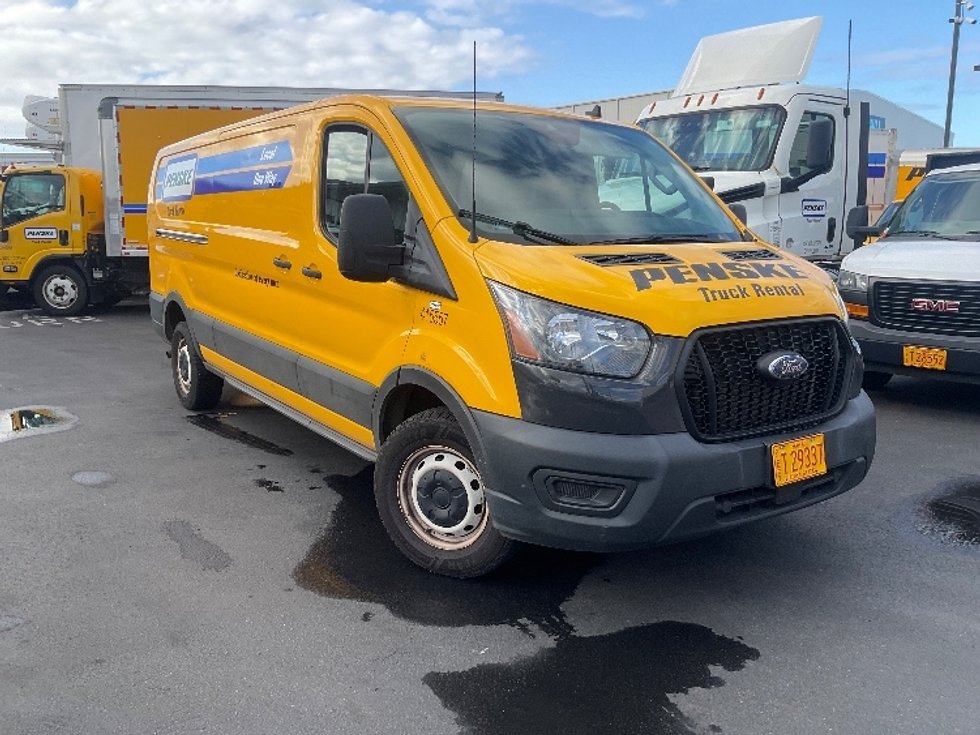 Used Cargo Vans for Sale - Penske Used Trucks