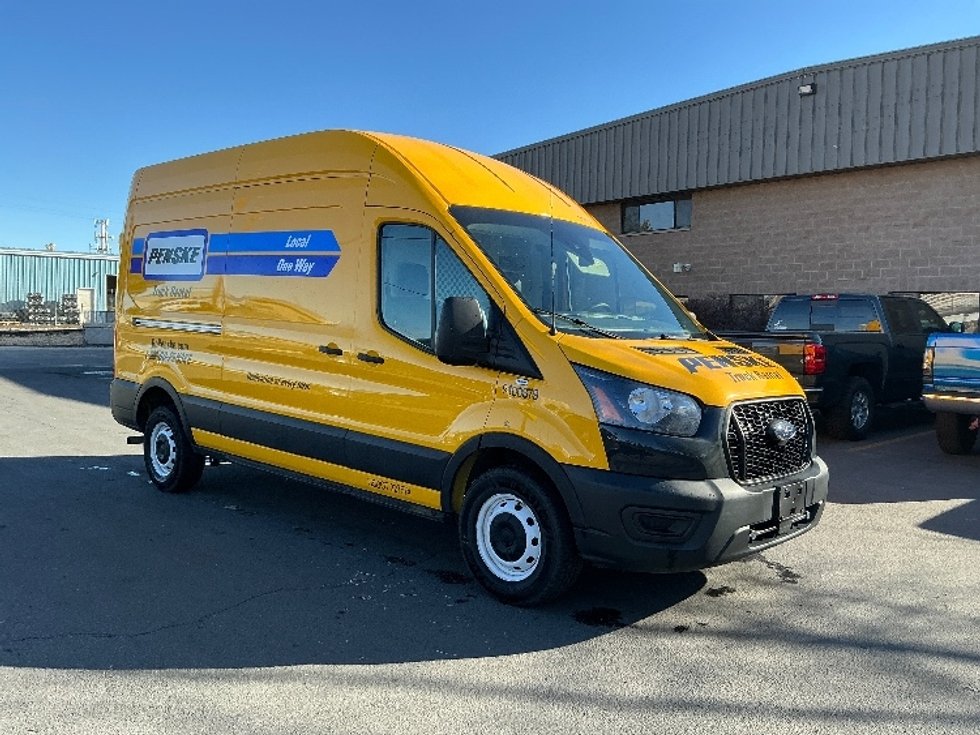 Used Cargo Vans for Sale - Penske Used Trucks