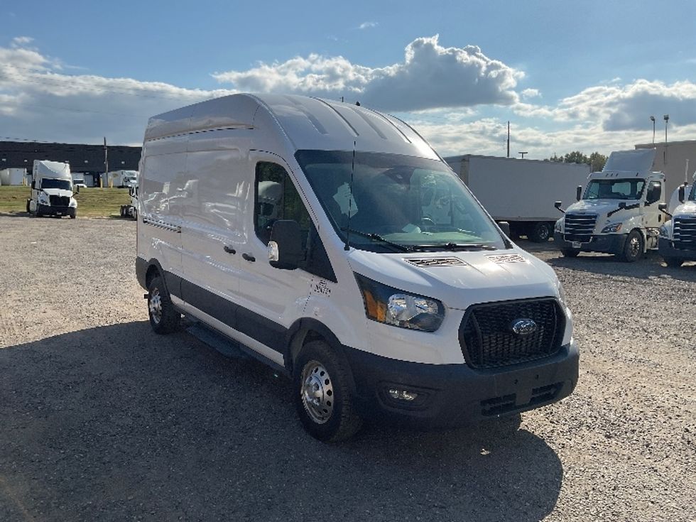 2021 Ford Transit 350 Cargo Van (Panel Van)