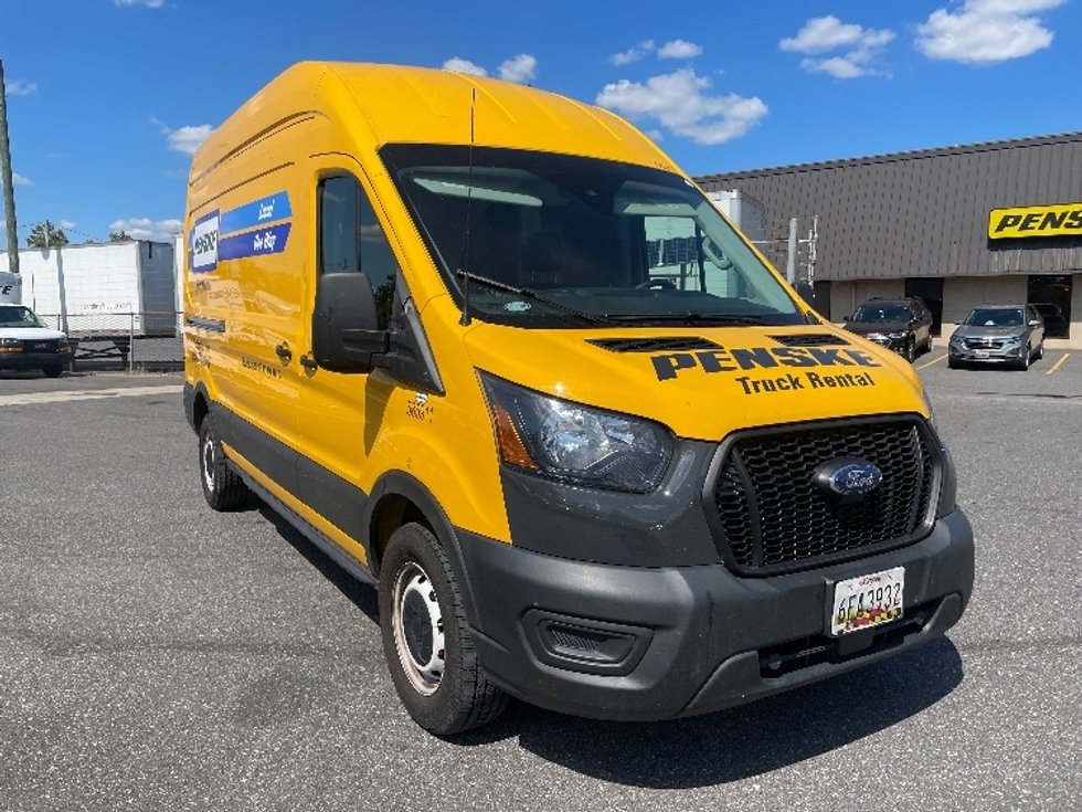 Used Cargo Vans for Sale - Penske Used Trucks