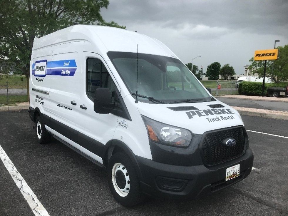 Used Cargo Vans for Sale - Penske Used Trucks