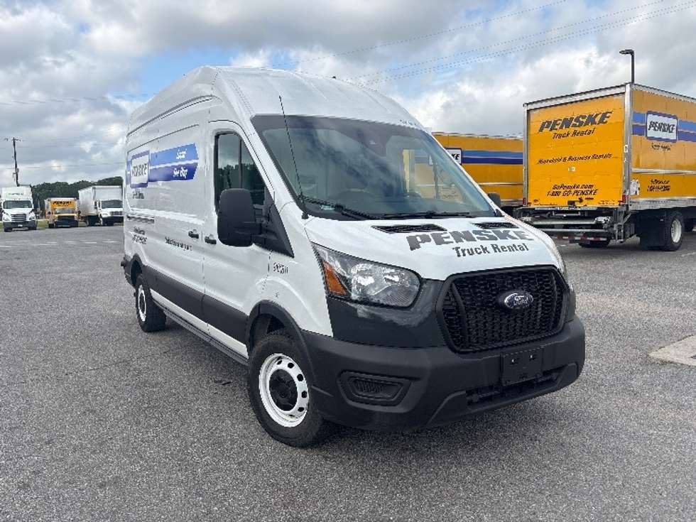 Used Cargo Vans for Sale - Penske Used Trucks