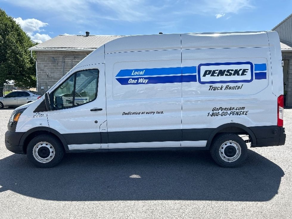 2022 Ford Transit 250 Cargo Van (Panel Van)