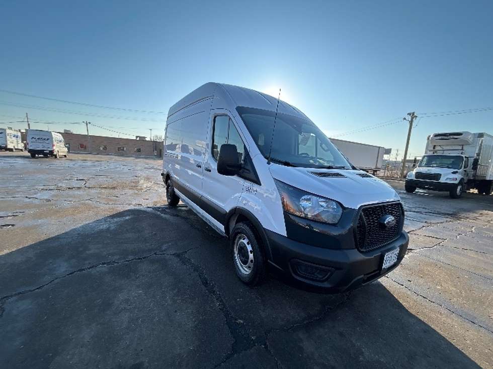 Used Transit 250 Cargo Vans for Sale in Phoenix - Penske Used Trucks