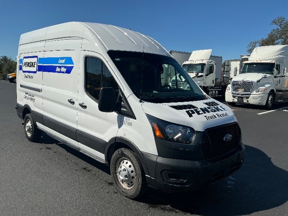 Used Cargo Vans for Sale - Penske Used Trucks