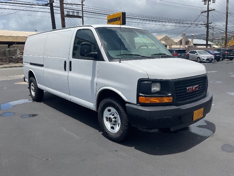 Used GMC Cargo Vans for Sale - Penske Used Trucks
