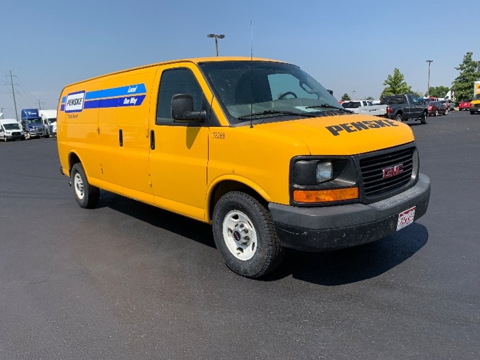 Used Cargo Vans for Sale in CO - Penske Used Trucks