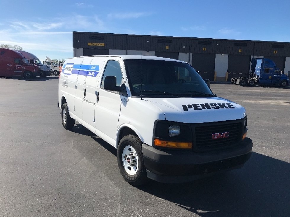 Used Cargo Vans for Sale - Penske Used Trucks