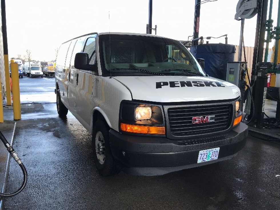 Used GMC Savana G23705 Cargo Vans for Sale - Penske Used Trucks