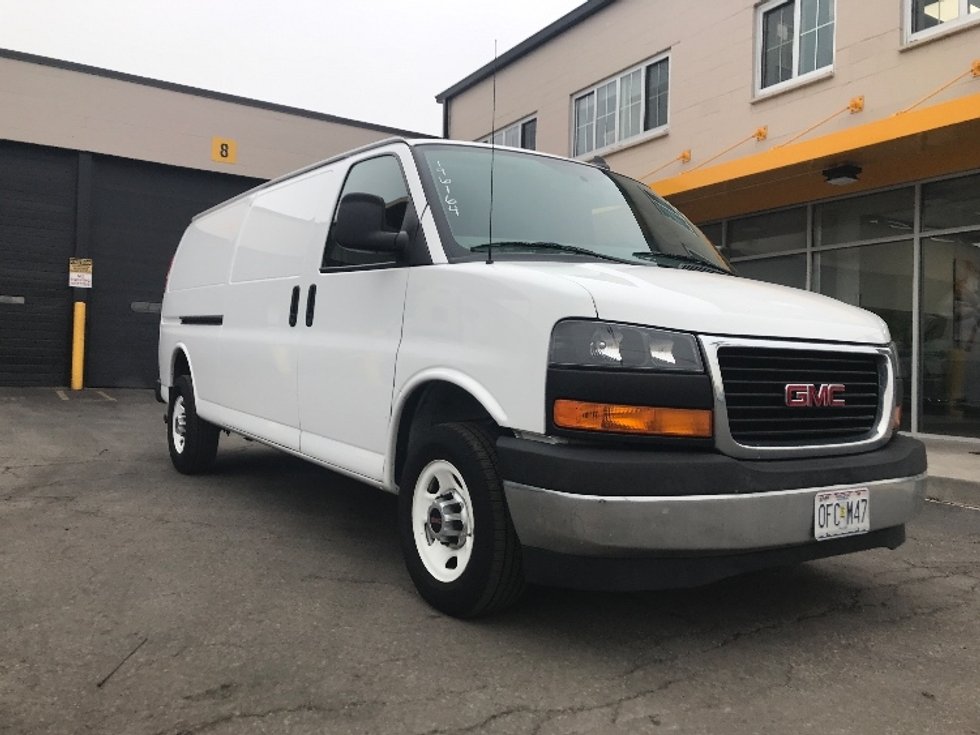 Used GMC Cargo Vans for Sale - Penske Used Trucks