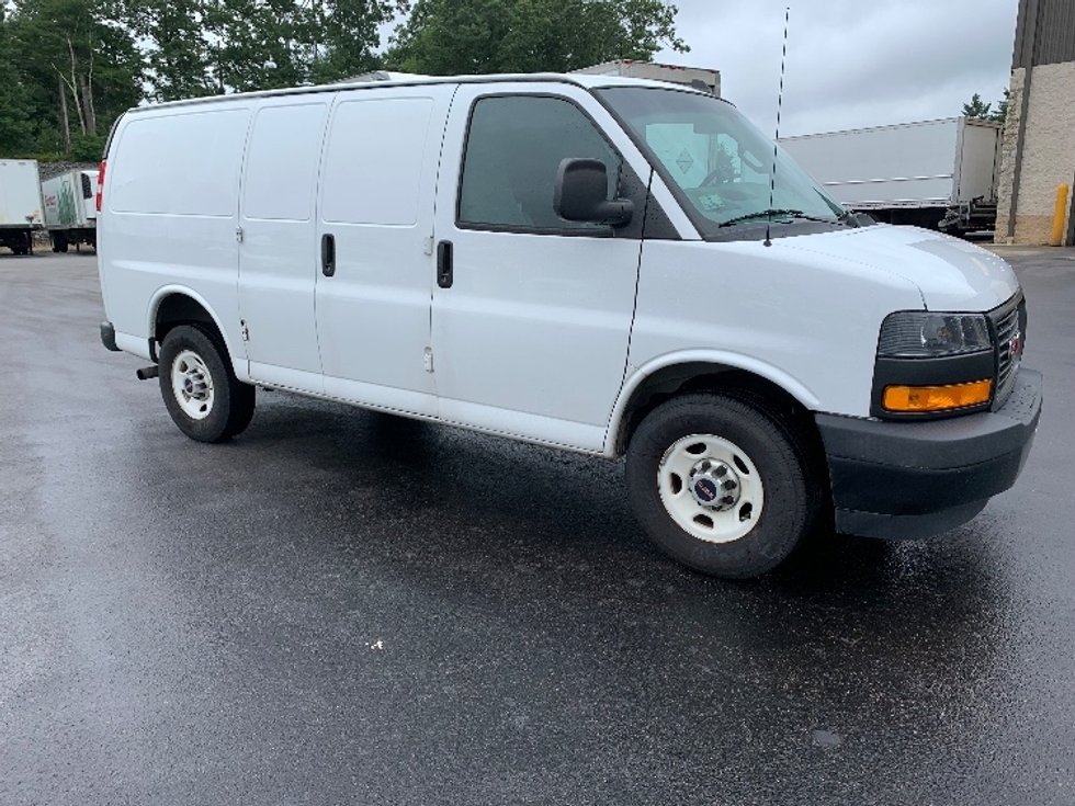 Used GMC Cargo Vans for Sale - Penske Used Trucks