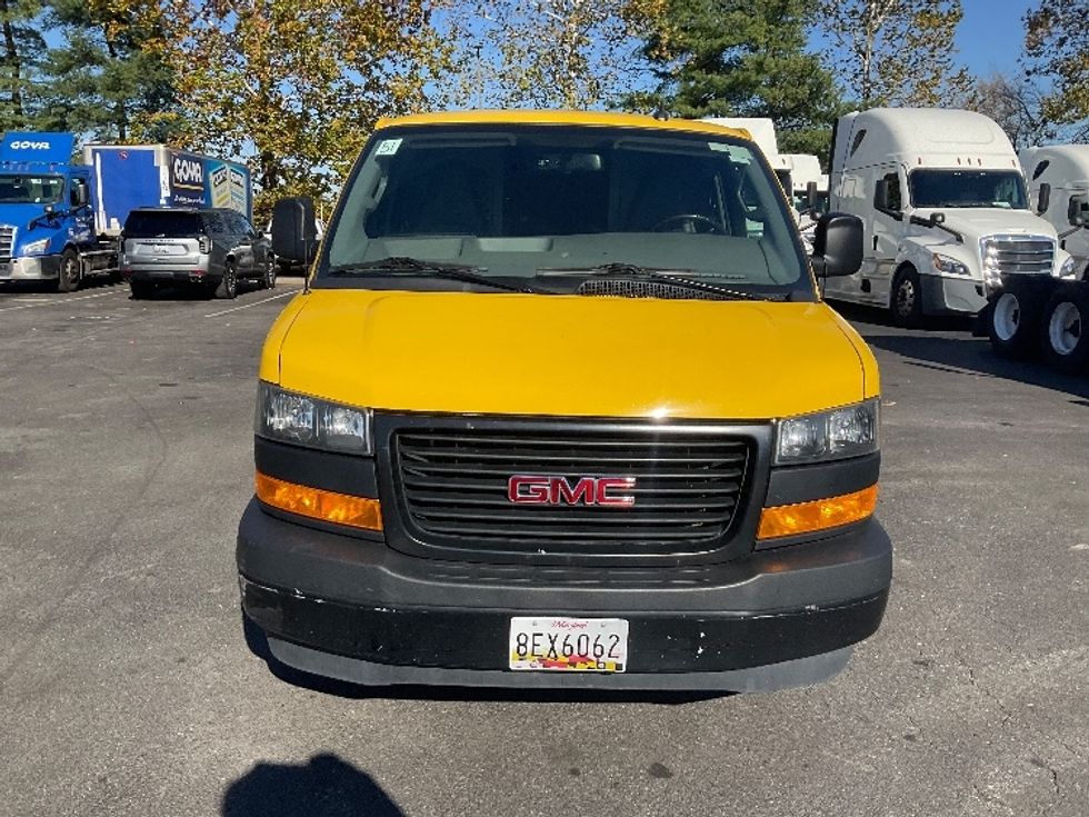 2022 GMC Savana G23405 Cargo Van (Panel Van)