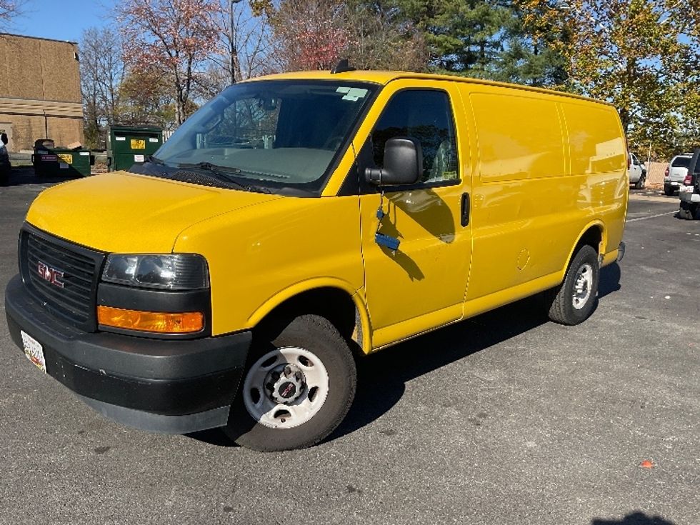 2022 GMC Savana G23405 Cargo Van (Panel Van)