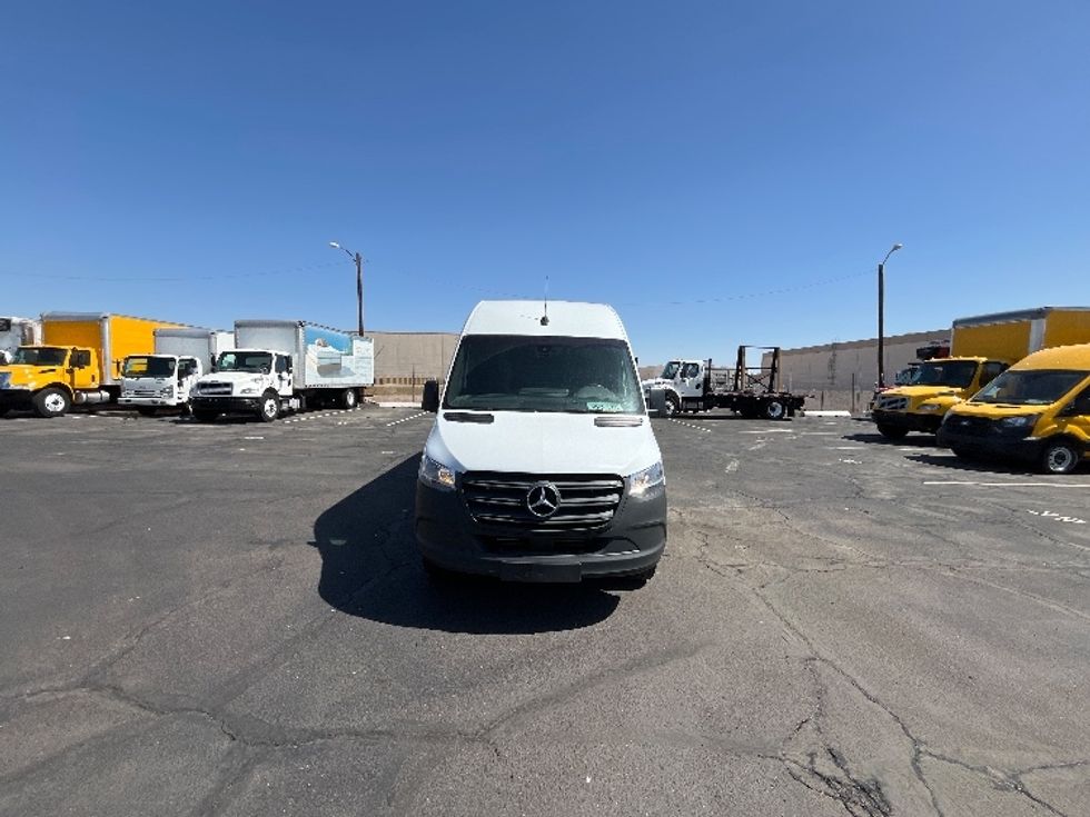 2021 Mercedes Sprinter Cargo Van (Panel Van)