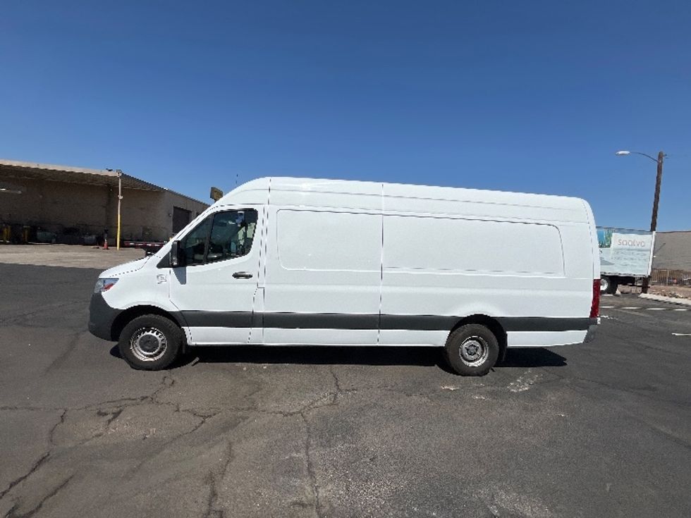 2021 Mercedes Sprinter Cargo Van (Panel Van)