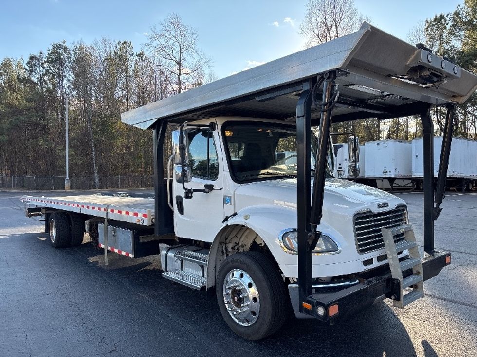 2019 Freightliner M2 CARHAULR