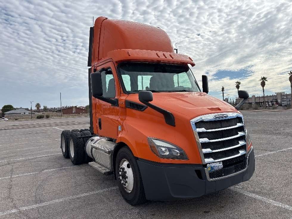 Used NQR Walk-in Vans (Step Vans) for Sale in El Paso - Penske Used Trucks